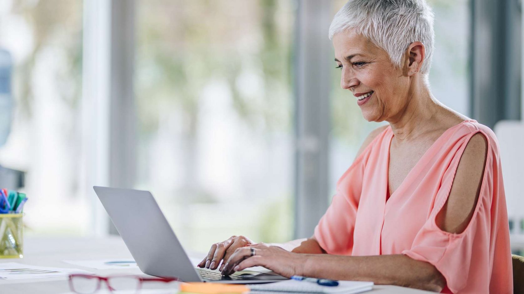 The 15 best work from home jobs for retirees – Clever Finance